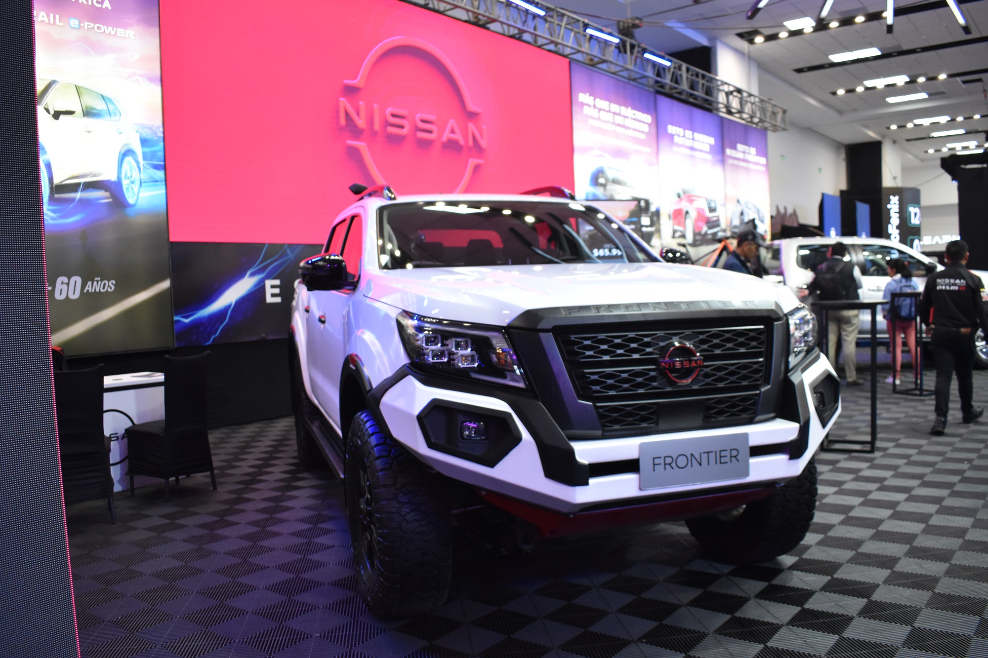 Motores » Nissan presentó en el Automundo su innovadora tecnología e ...